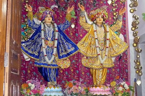 Sri Chaitanya-bhagavata. Adi-kanda. Capítulo tres. | SCS Math México